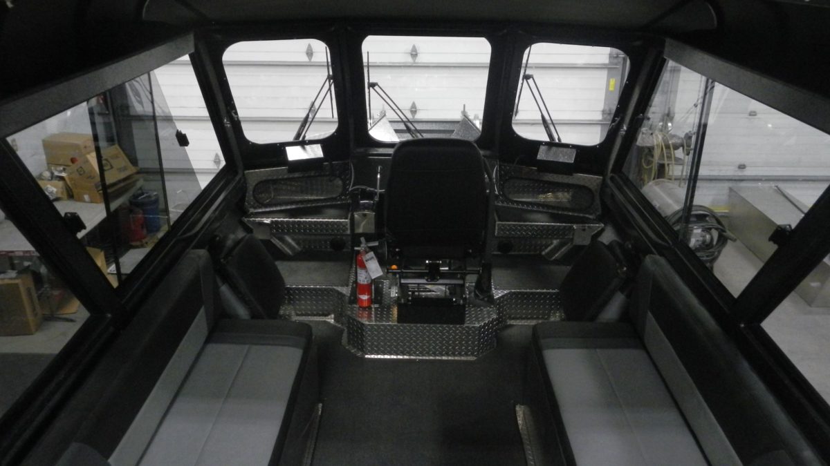 Mike V, 23′, Indmar Raptor 440 x Hamilton 212 – Bentz Boats