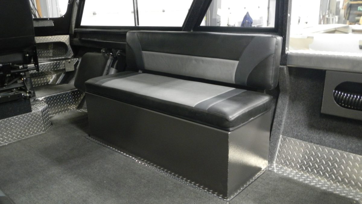 Mike V, 23′, Indmar Raptor 440 x Hamilton 212 – Bentz Boats