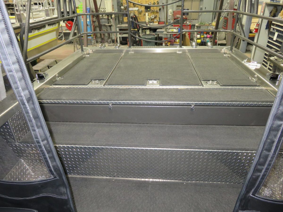 Jeff M, 24′, Indmar Raptor 575 x Scott 912 – Bentz Boats