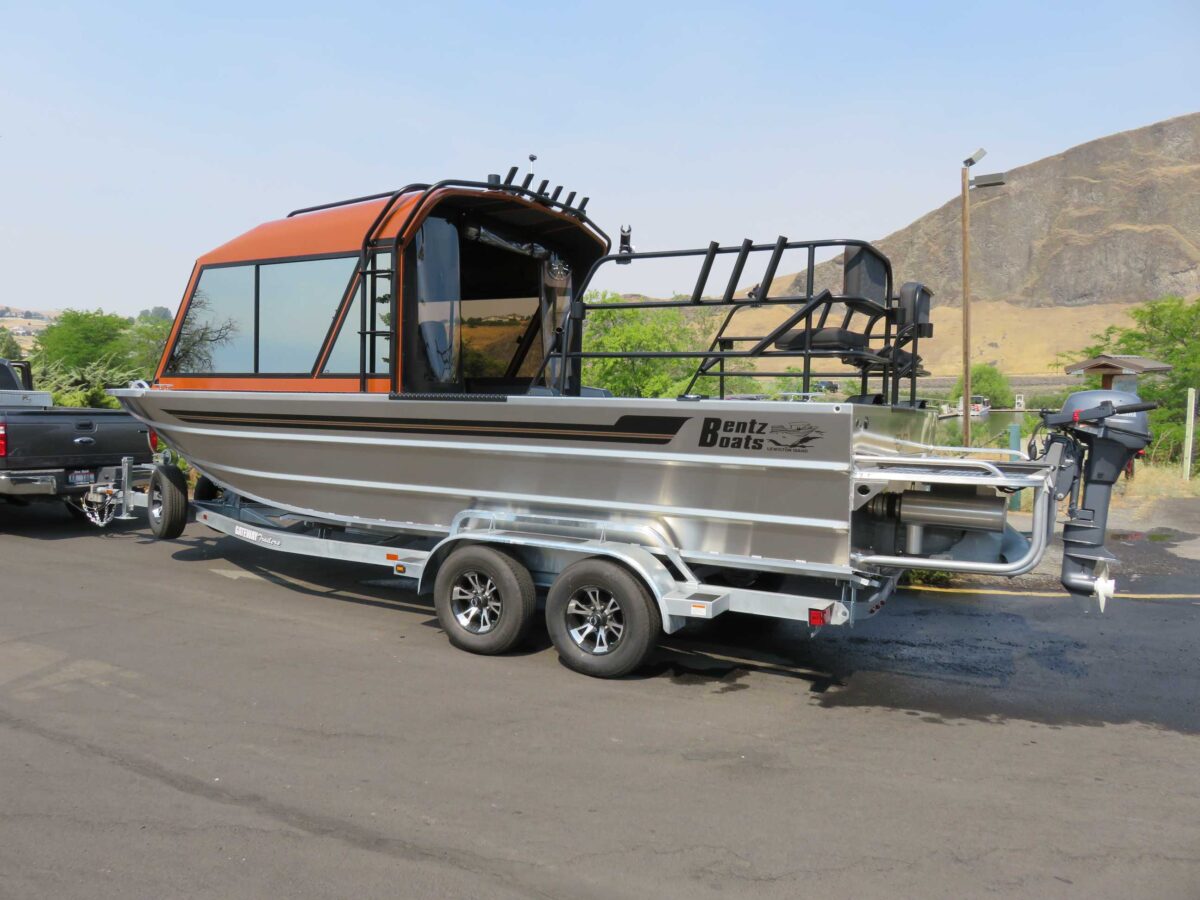 Hook Em – Bentz Boats