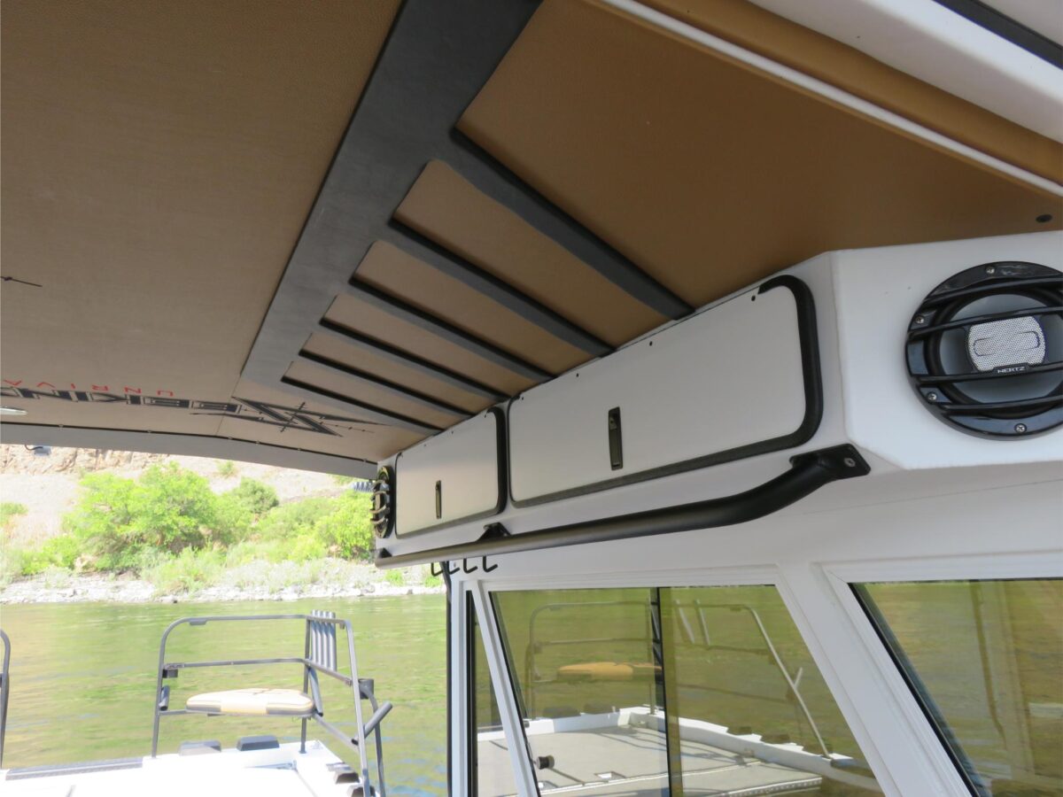 Gun Runner – Bentz Boats